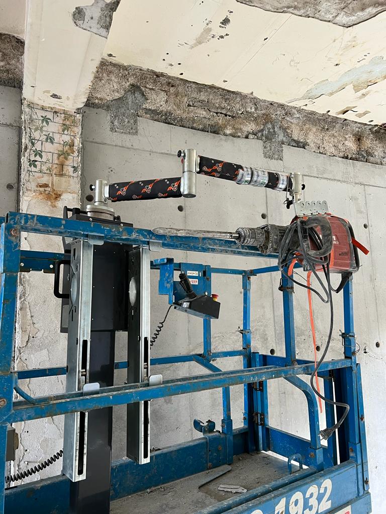 Heavy tool holding | Gravity Joe Balancer